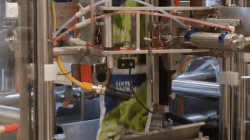 How Rollstock Film Streamlines Automated Production Lines